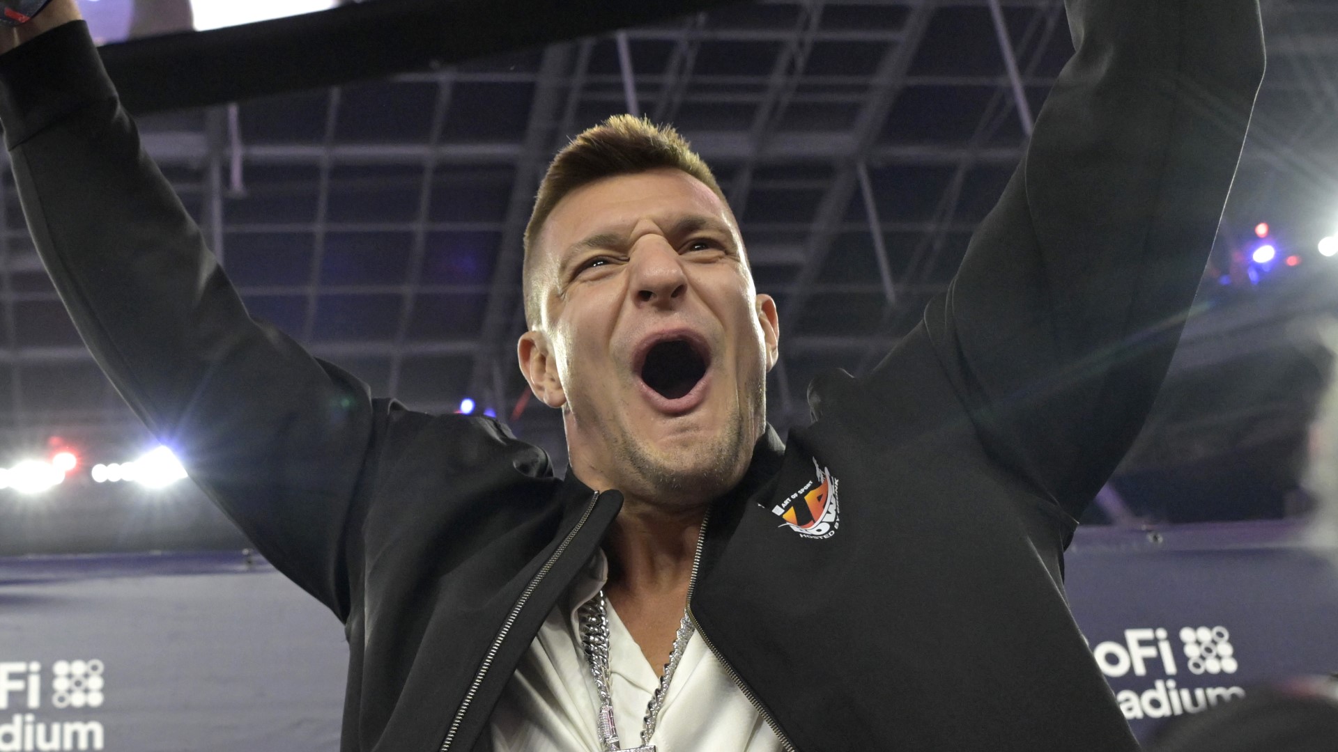 Rob Gronkowski teases ‘third dynasty’ for Patriots before Super Bowl return