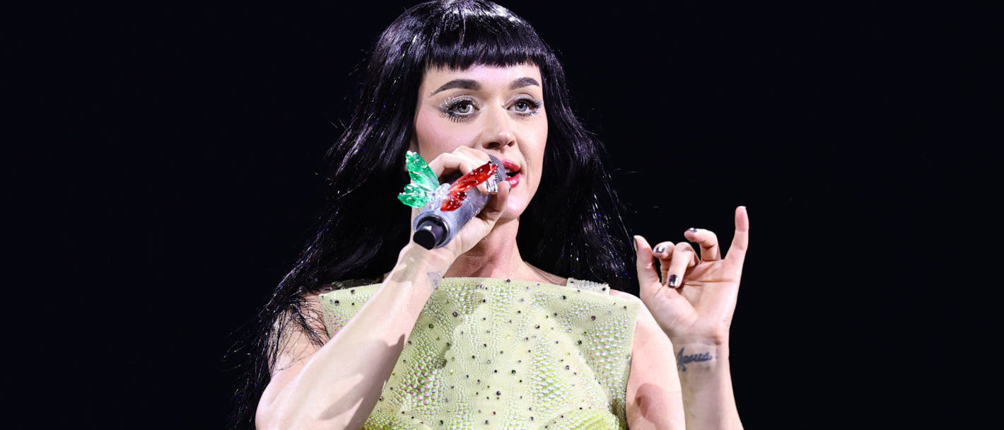 Katy Perry posts anti-ICE call-to-action