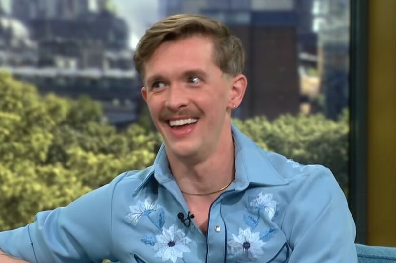 The Traitors fans in stitches as Take That 'fanboy' over Stephen