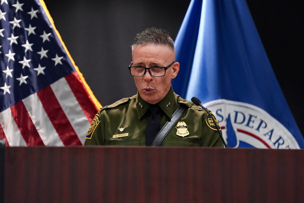 Border Patrol chief Greg Bovino, some agents pull out of Minneapolis in ...