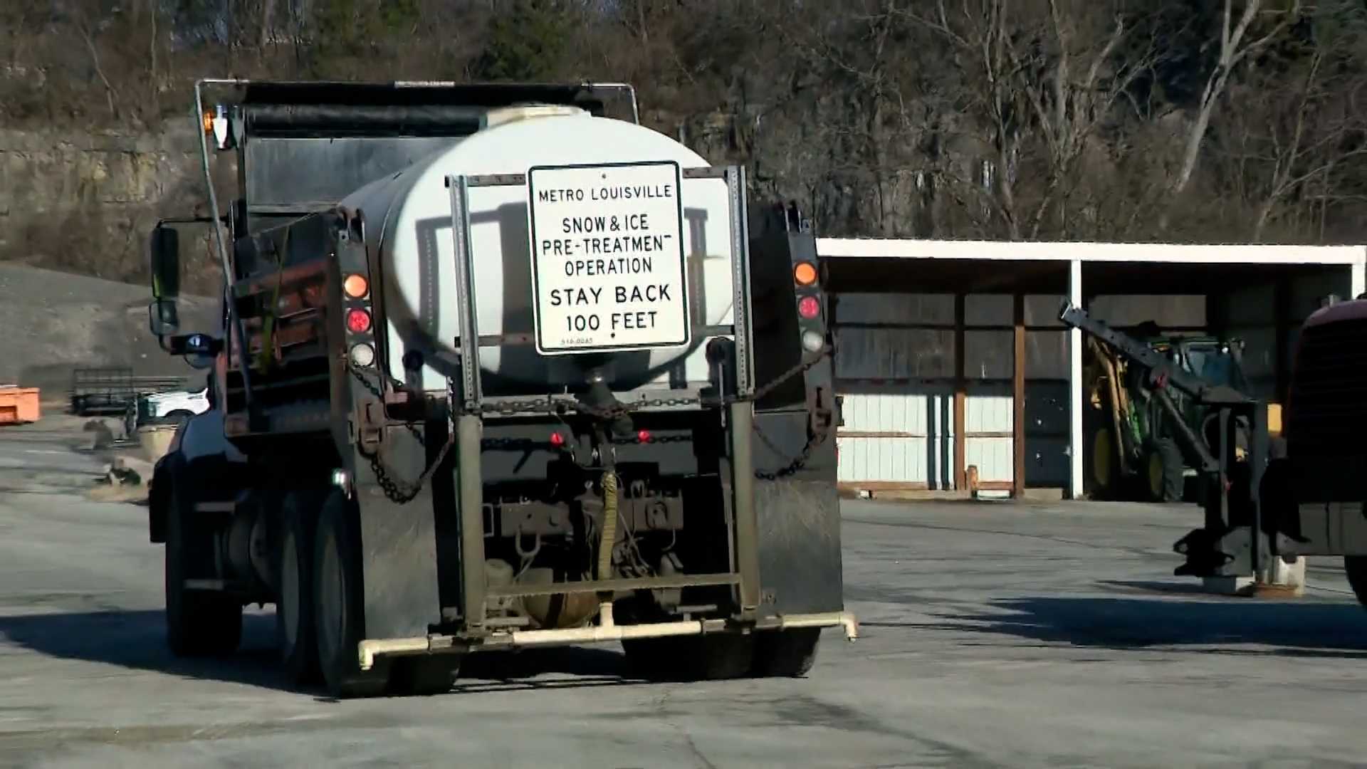 A sweet solution: Why crews used molasses on Louisville roads