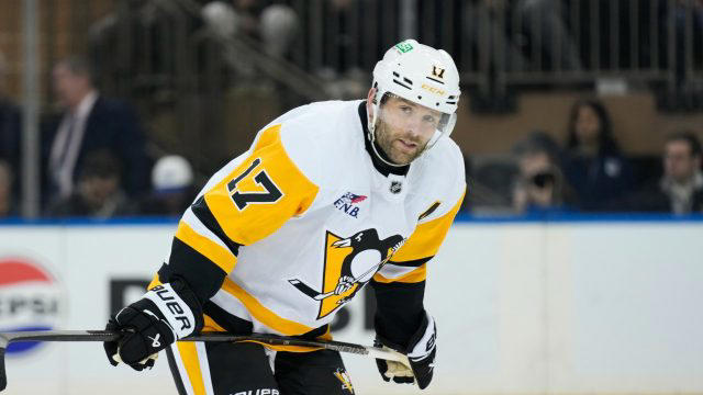 Stadium Series game in Tampa to feature pirate theme