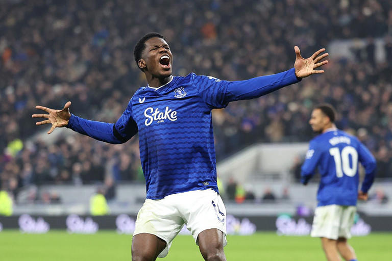 Calvert-Lewin denied dream reunion as Everton and Leeds share spoils