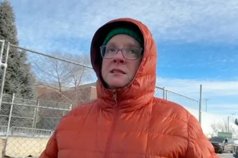 Minneapolis protesters gather daily at Whipple Federal Building with ...