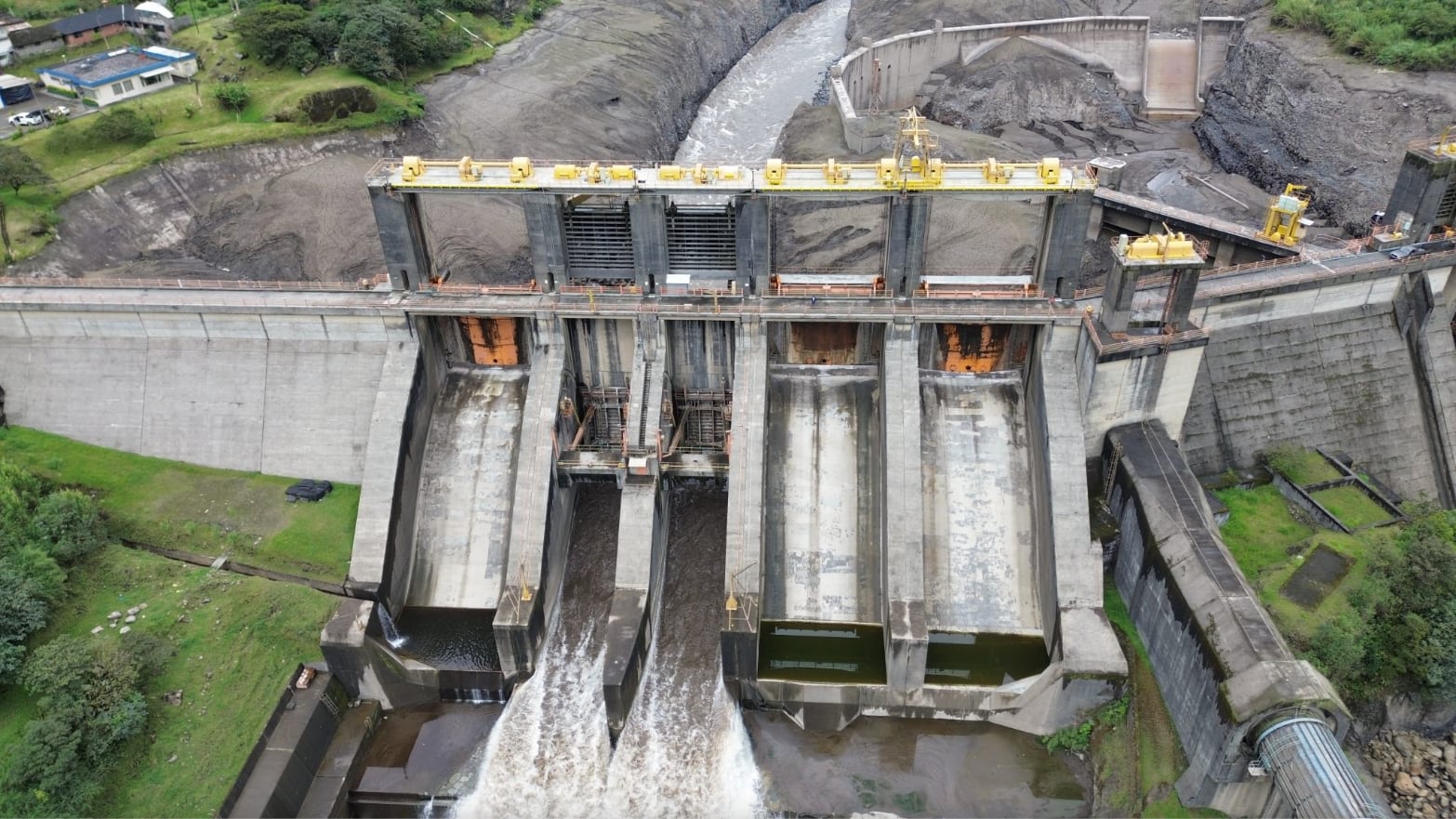 Hidroeléctricas Agoyán y San Francisco vuelven a operar y aportan 368 ...