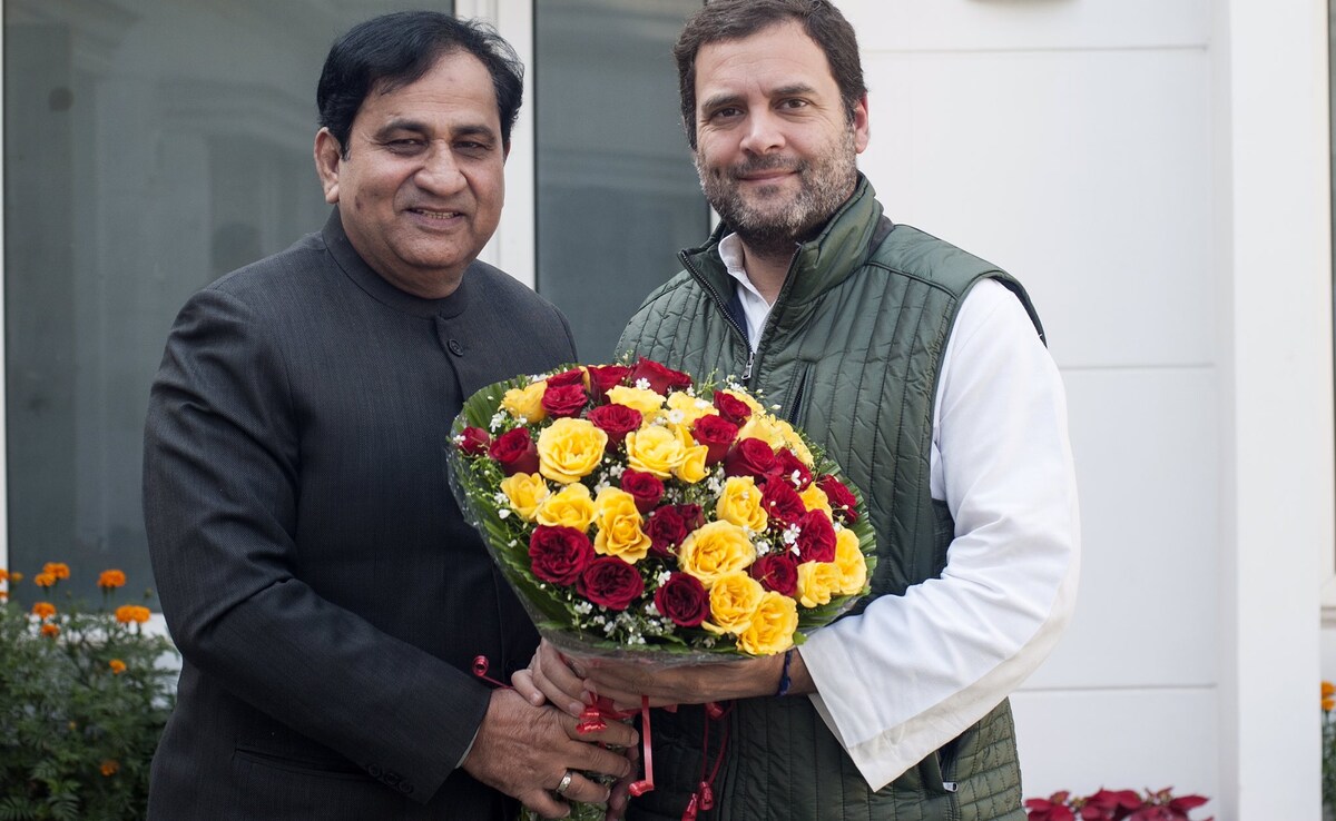 Ex-Congress leader claims threat to life after calling Rahul Gandhi ...