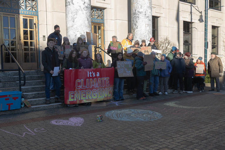 Juneau activists speak out against Alaska LNG pipline on Capitol steps