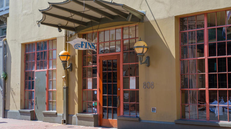 Yelp's top New Orleans seafood restaurant uses steak techniques to make ...