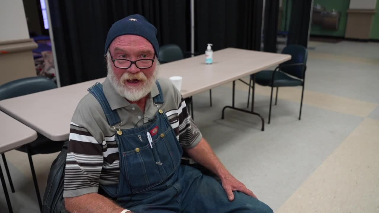 Robstown Warming Shelter comes together to keep neighbors warm