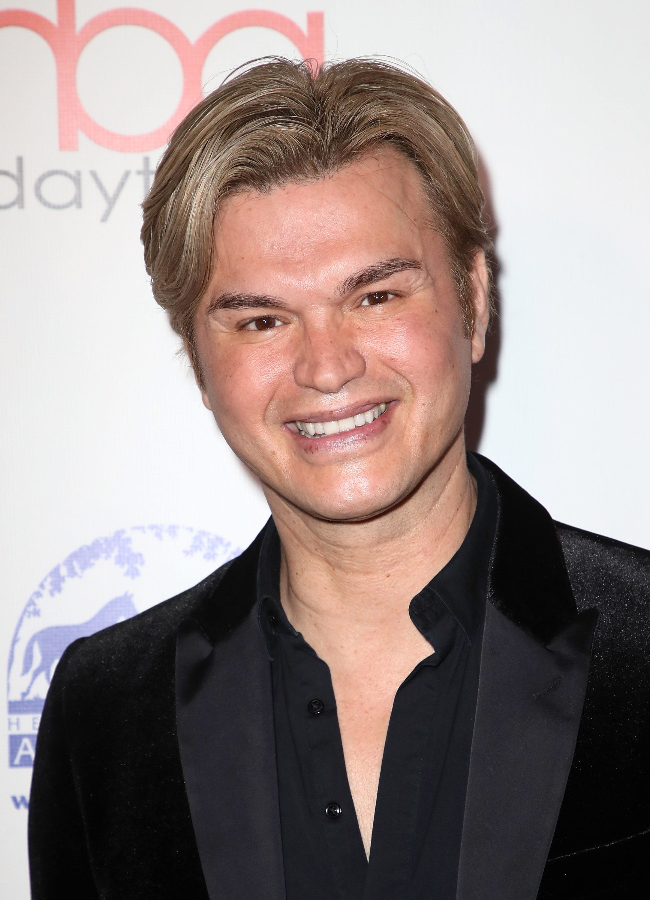 Kim Vō, celebrity hairstylist to Britney Spears, dies after cancer battle