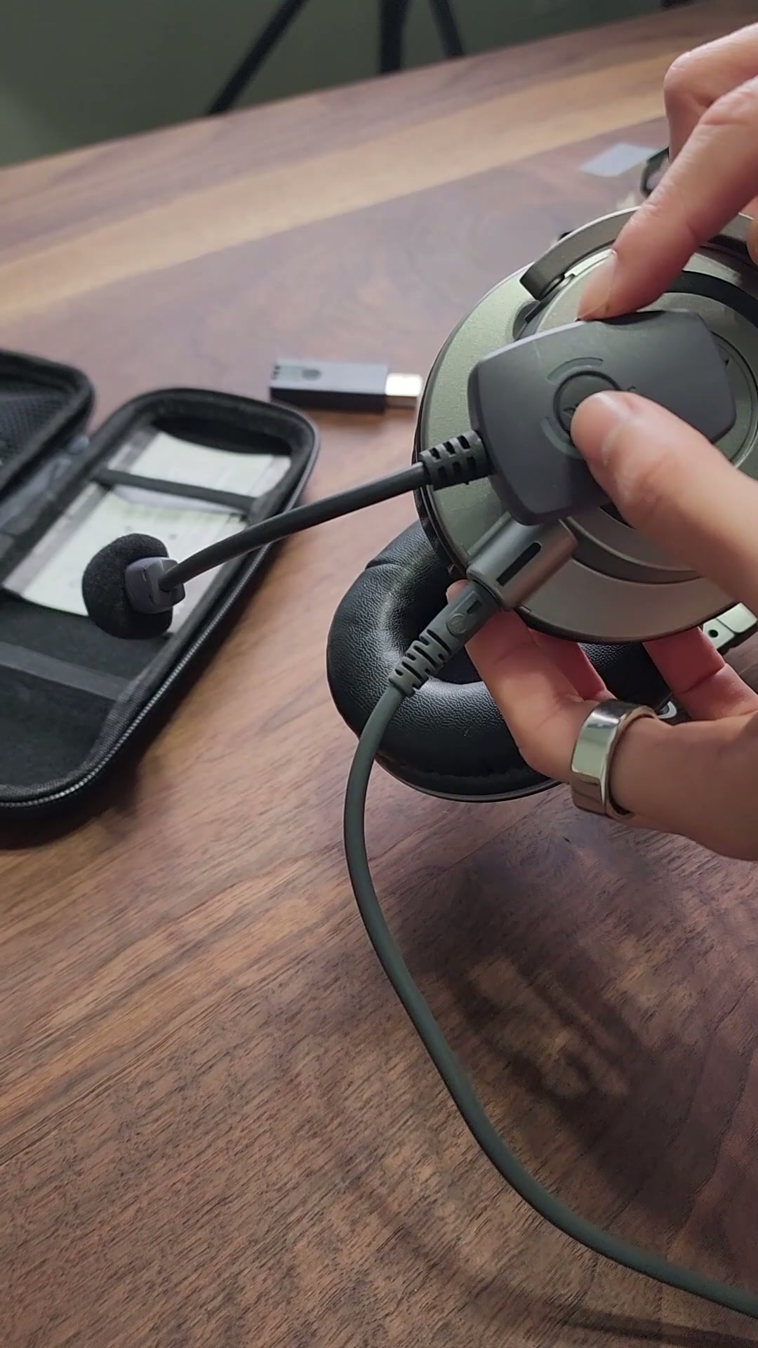 This cool mic makes any headphones into a gaming headset
