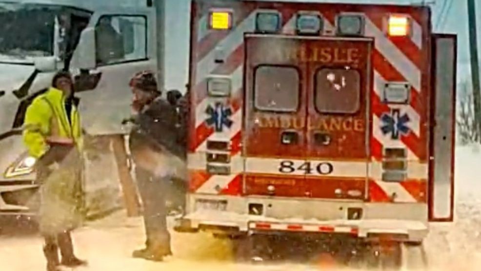 Firefighters, EMS, and plow operators help deliver baby in tractor ...