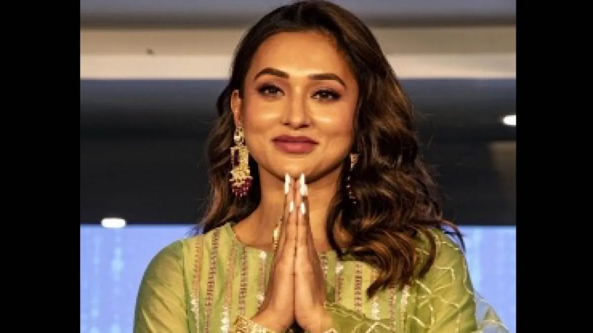 Bengali actor and ex-Trinamool MP Mimi Chakraborty files police ...