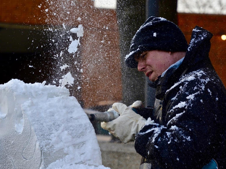 Where to find all 62 ice sculptures for Downers Grove Ice Fest