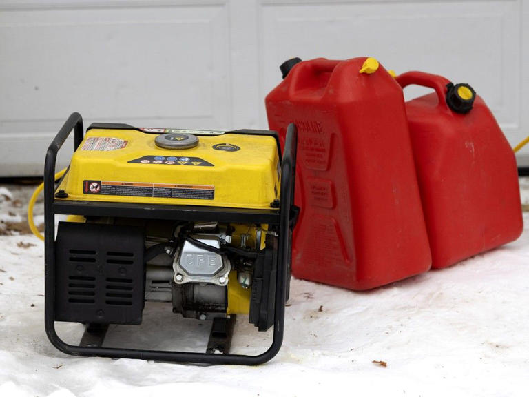 Update: Côte-St-Luc urges residents to 'significantly reduce' power use ...