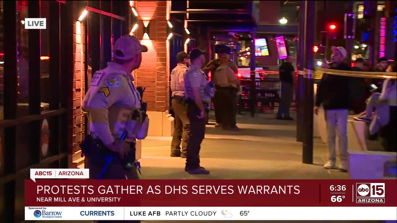 Federal agents serve warrant at Zipps in Tempe