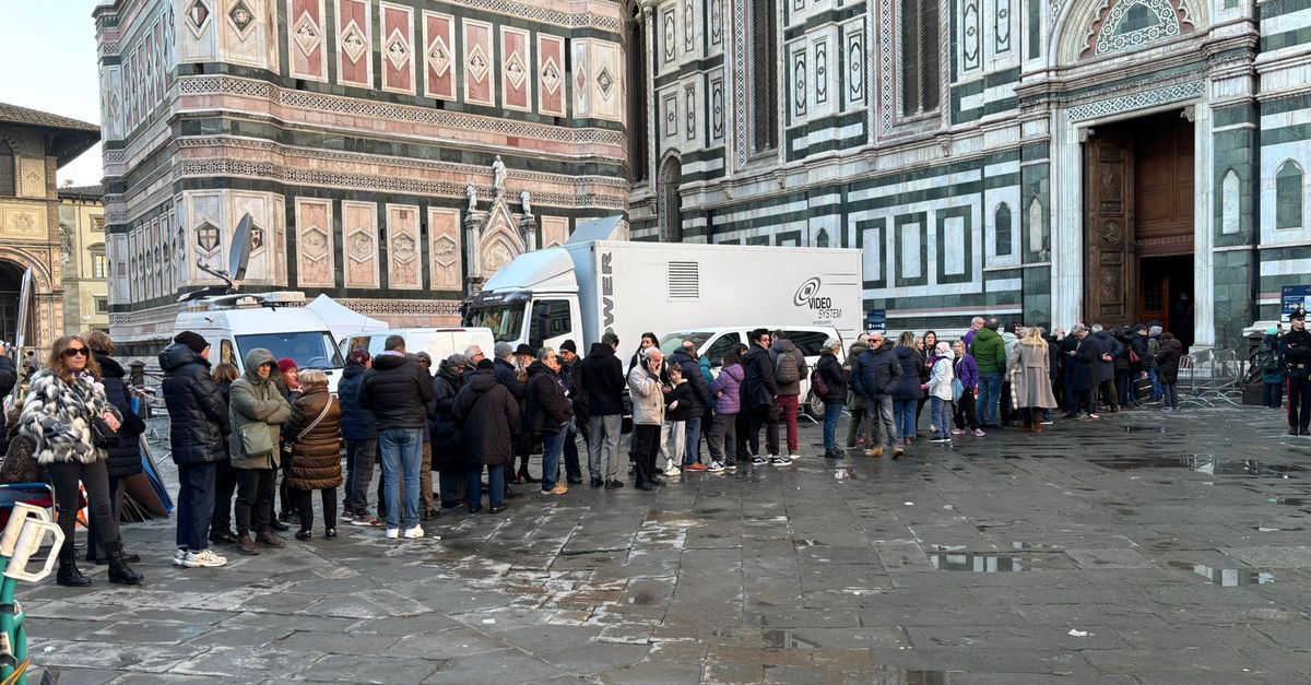 Rivedi con noi i video dei presenti alla commemorazione di Rocco Commisso