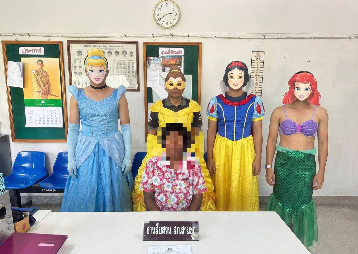 La police thaïlandaise a reçu ses nouveaux uniformes One Piece ...