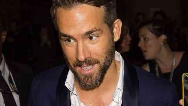 Unsealed Ryan Reynolds messages add new heat to Lively-Baldoni legal ...