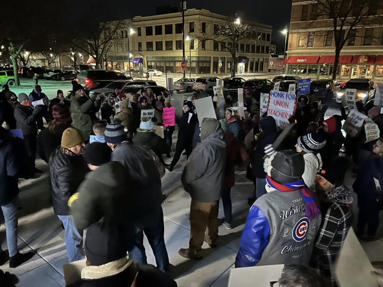 Rockford Public Schools responds to teacher strike authorization