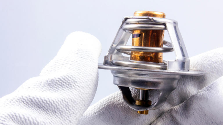 Why some engines have 2 thermostats
