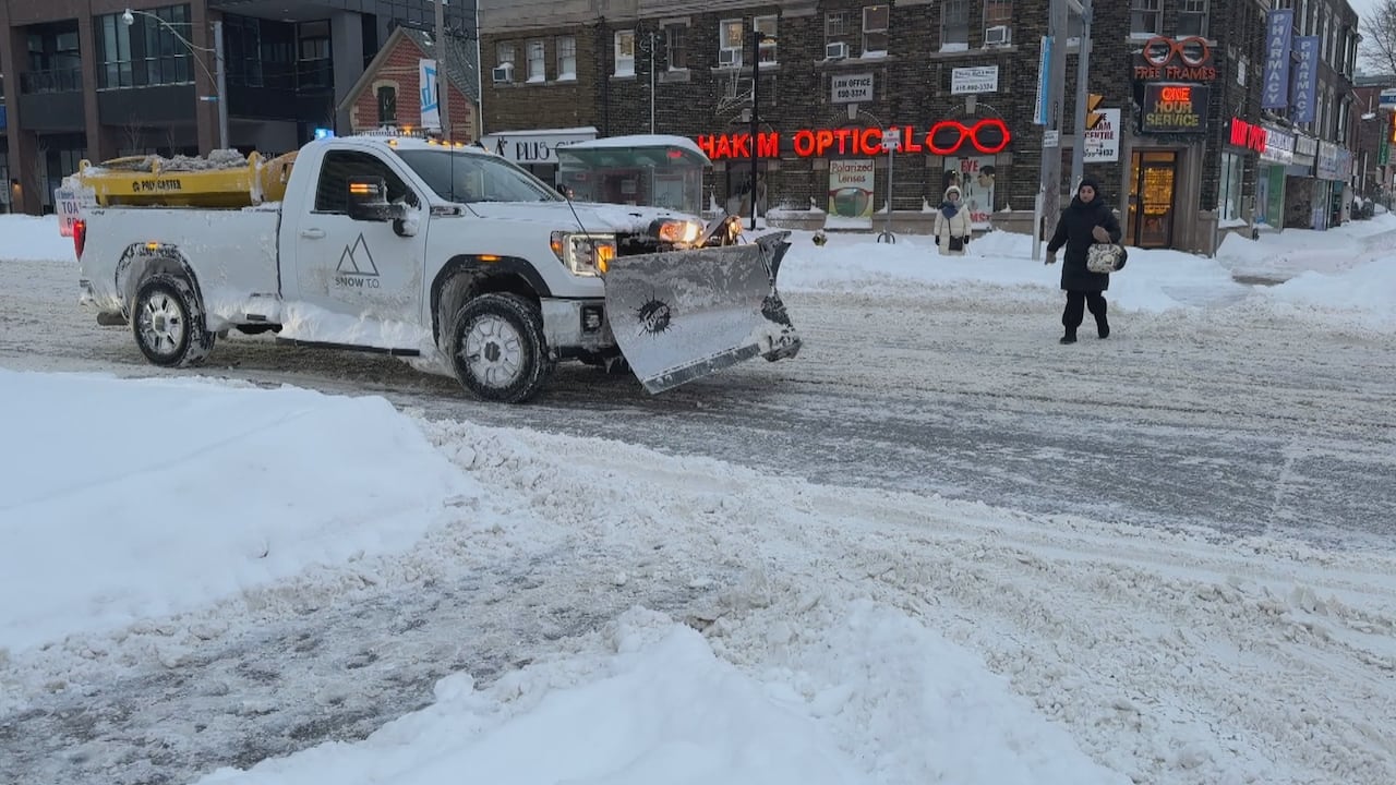 Toronto could take days to finish snowplowing before large-scale snow ...