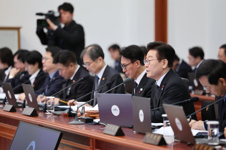 President Lee Jae-myung defends expiring tax surcharge policy