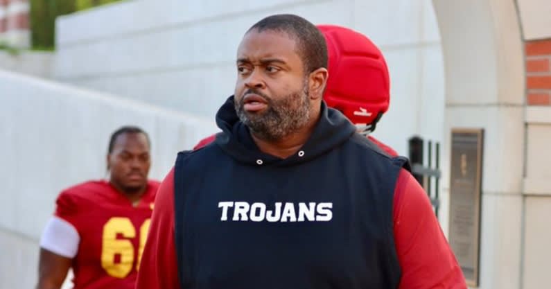 Report: Alabama expected to hire USC’s Adrian Klemm as offensive line coach