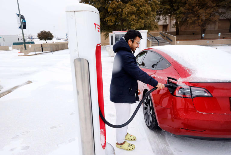 How freezing temperatures affect electric vehicles — and what North ...