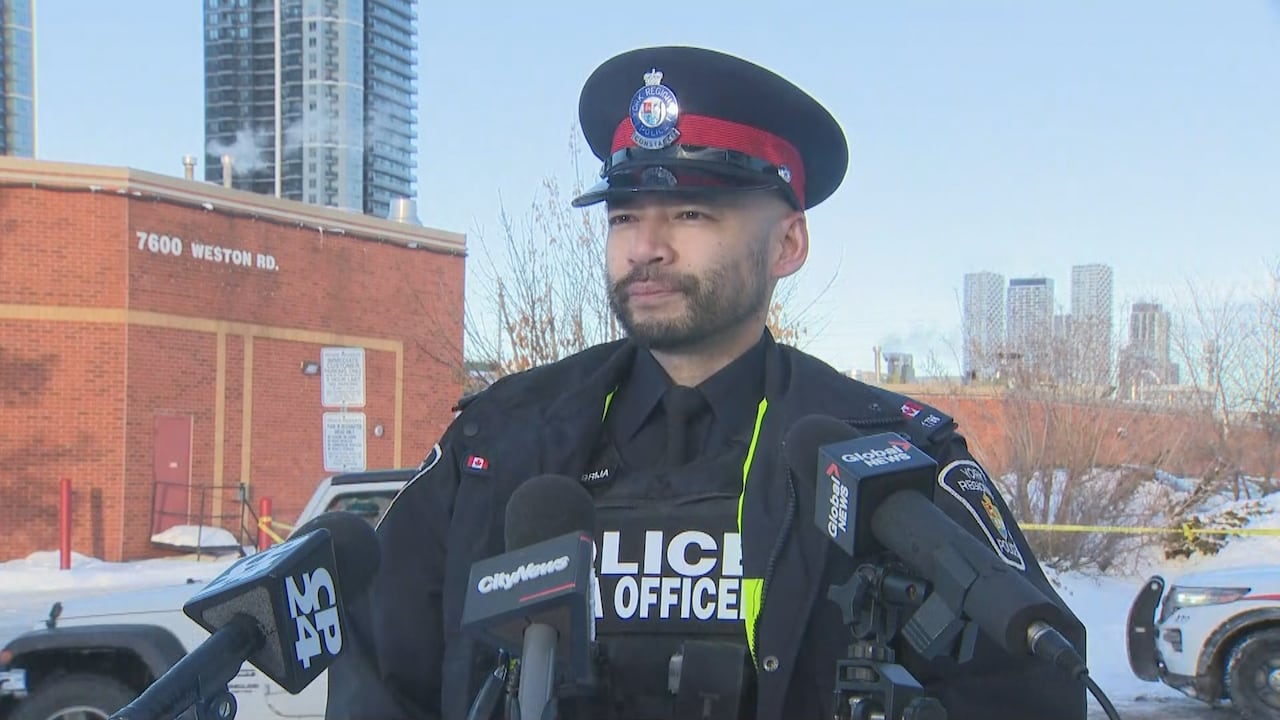 Man dead after being shot in Vaughan commercial plaza, police say