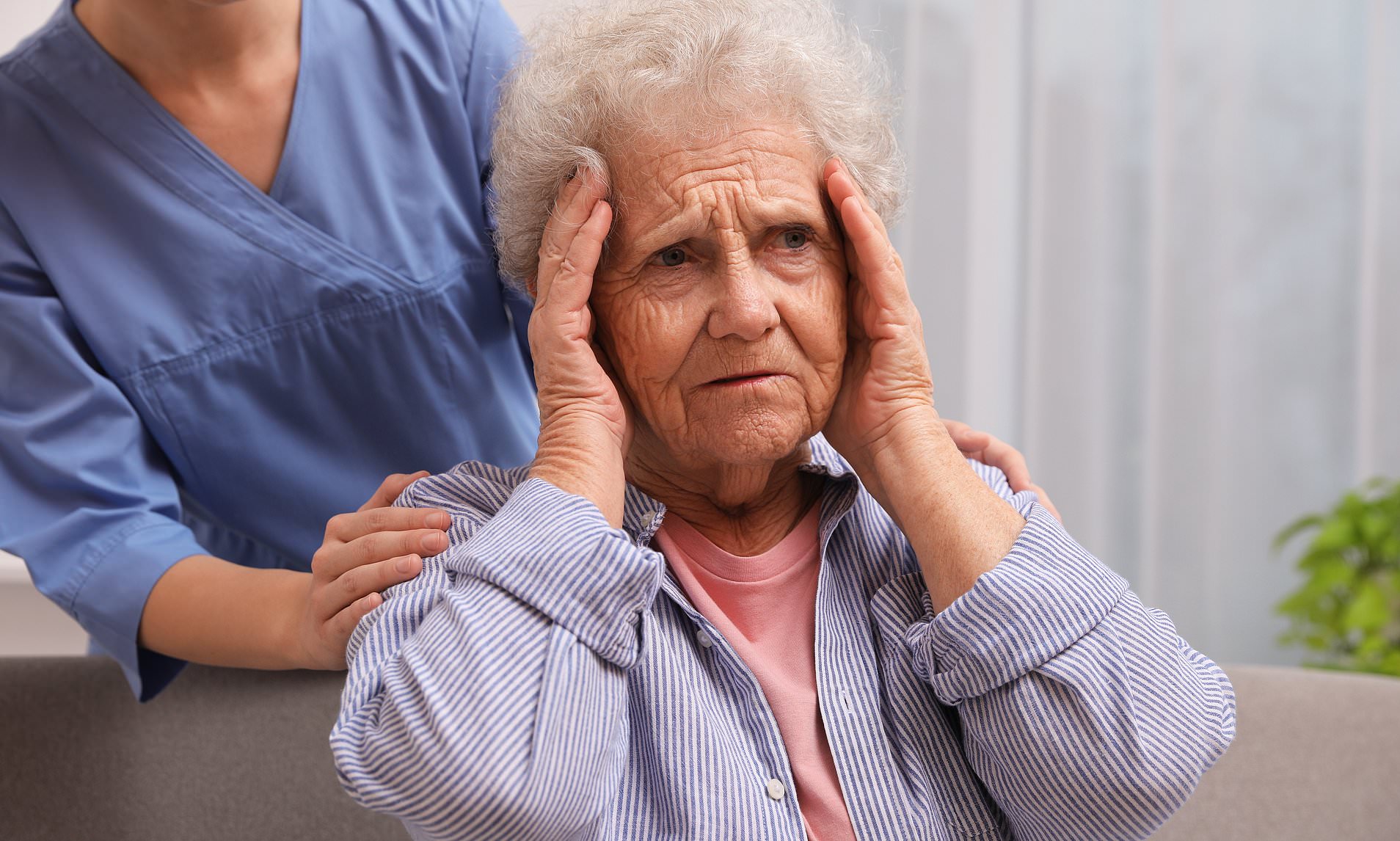 Women face higher dementia risk as they lose grey matter as they go ...