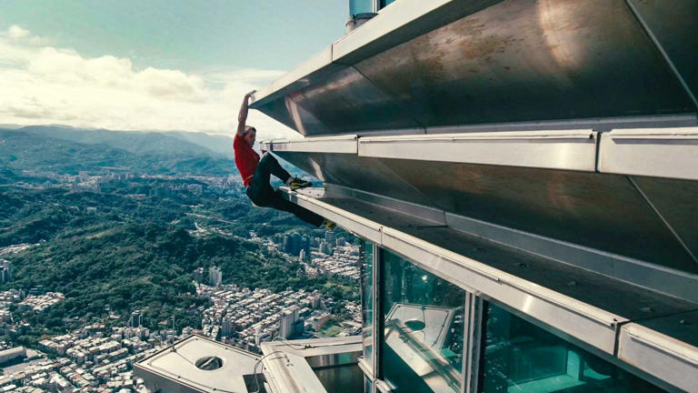 How much Alex Honnold was paid to climb the Taipei 101 in Skyscraper Live