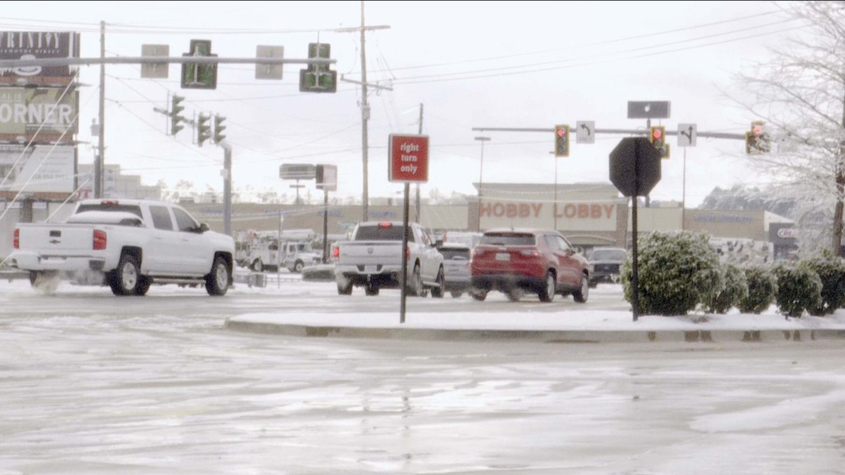 LA-DOTD and State Police give update on road conditions