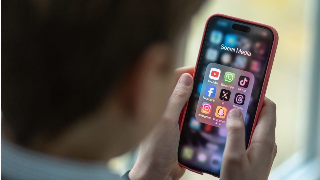 Children are glued to phones: After Andhra, Goa mulls Australia-like ...