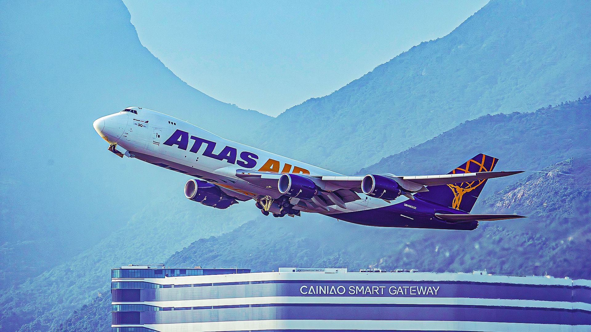 Why the Boeing 747-8 won’t be retired anytime soon