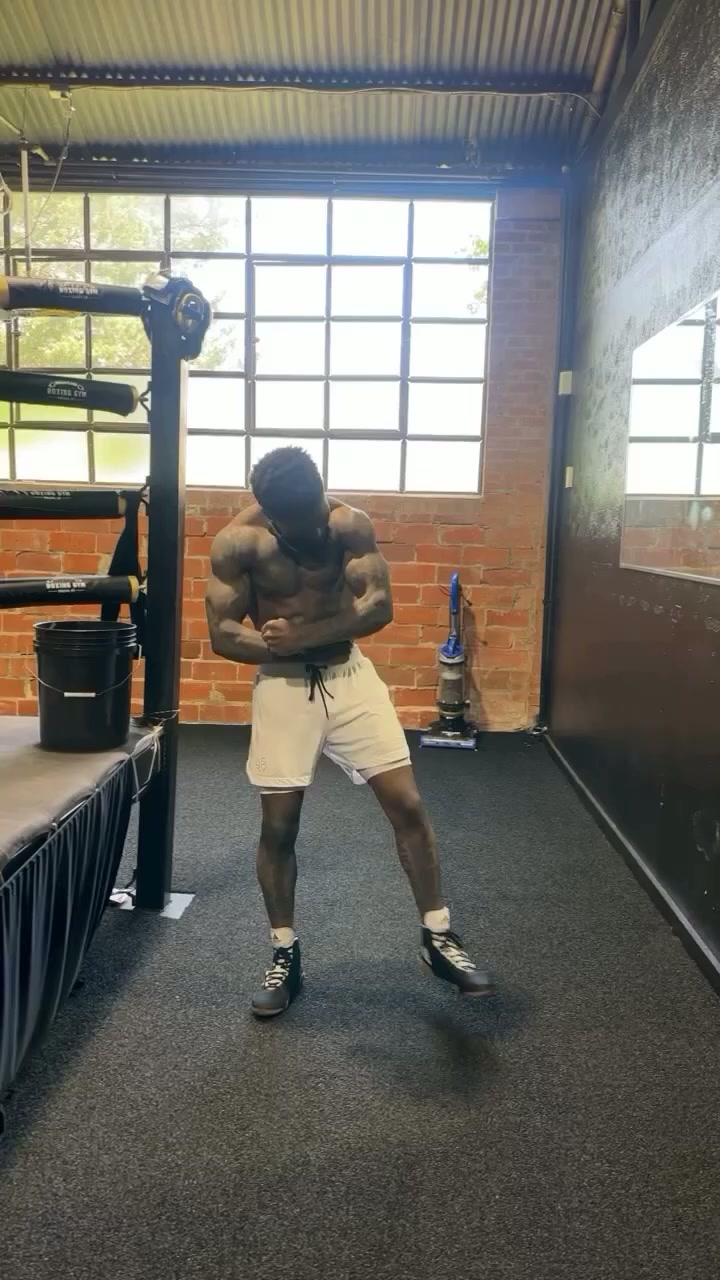 WOW Tank Davis Might Be In Trouble Frank Martin Looking in Shape Shape 🔥