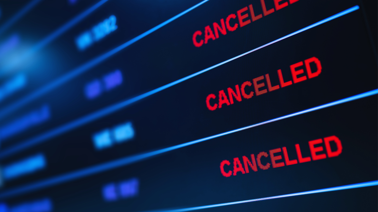 Snowfall in Kashmir disrupts air travel; all incoming and outgoing ...