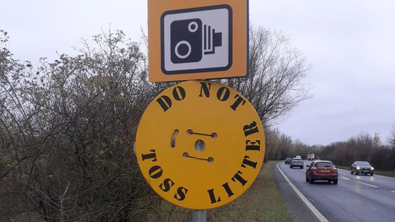 Council may remove 'offensive' anti-littering signs