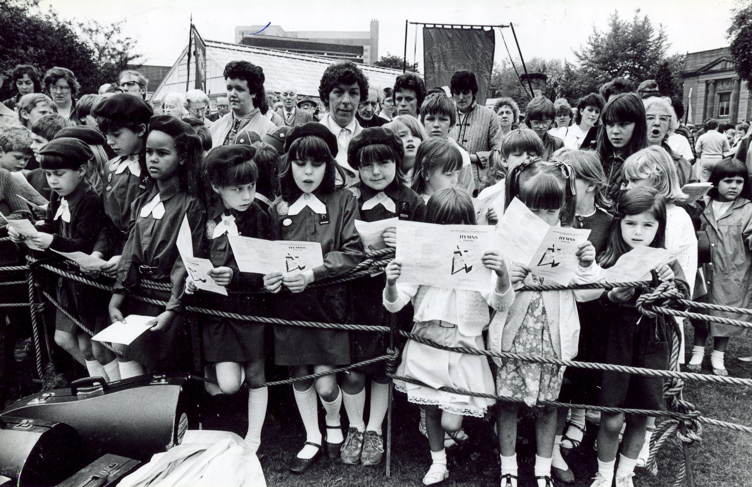 Sheffield retro: 43 photos telling the story of city life back in 1985 ...