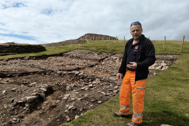 Major North East archaeological dig uncovers Bronze Age hilltop settlement