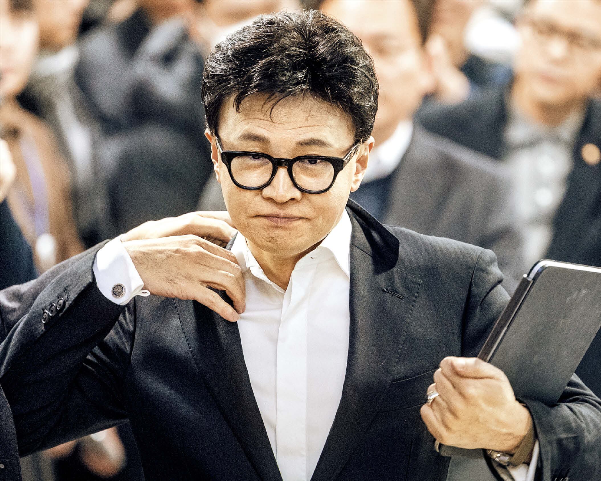 People Power Party's Jang, Han clash over expulsion as conflict escalates