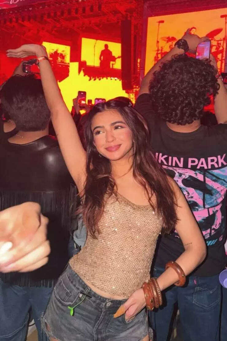 Who is Apoorva Mukhija dating? Netizens are already warning, ‘this ...