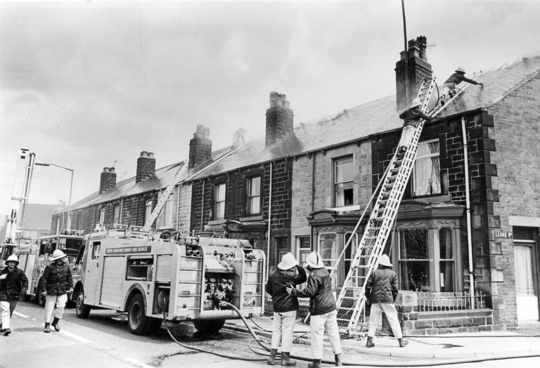 Sheffield retro: 43 photos telling the story of city life back in 1985 ...