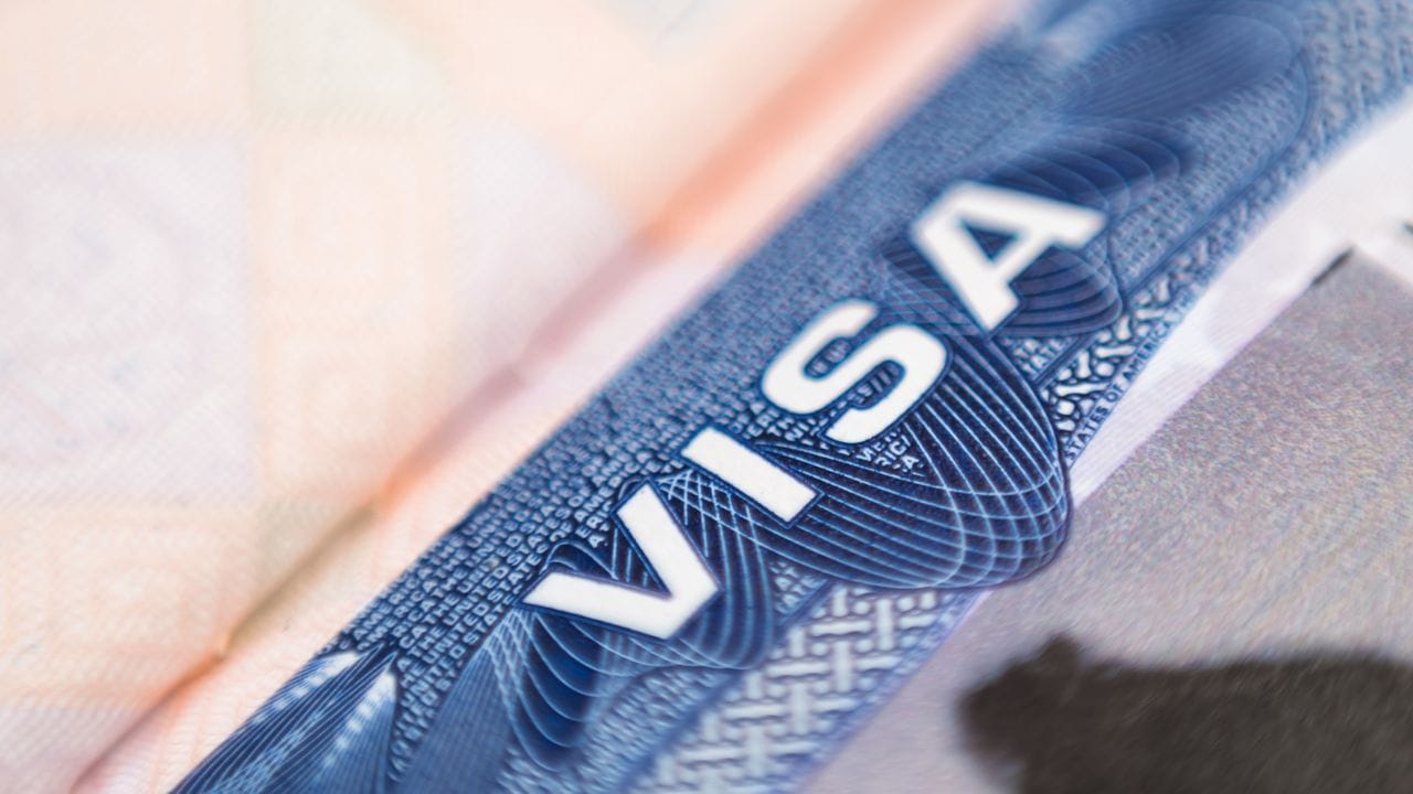 US H-1B visa slots for Indians fully booked, appointments now pushed to ...