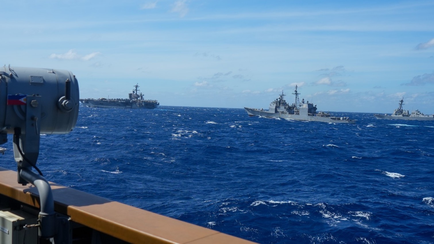 Philippines, US hold joint sail at Scarborough Shoal in West PH Sea