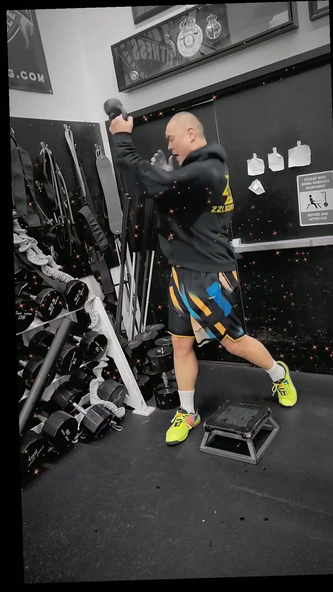 ZHILEI "BIG BANG" ZHANG PERFORMS A UNIQUE CATTLE BELL UPPERCUT DRILL