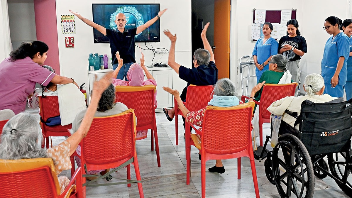 Ensuring dignity for the aged | Aaji Care, Mumbai, Pune and Goa