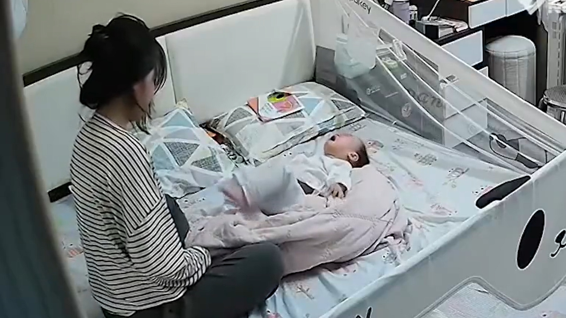 'Postpartum depression exists': A mother's heartbreaking video raises ...