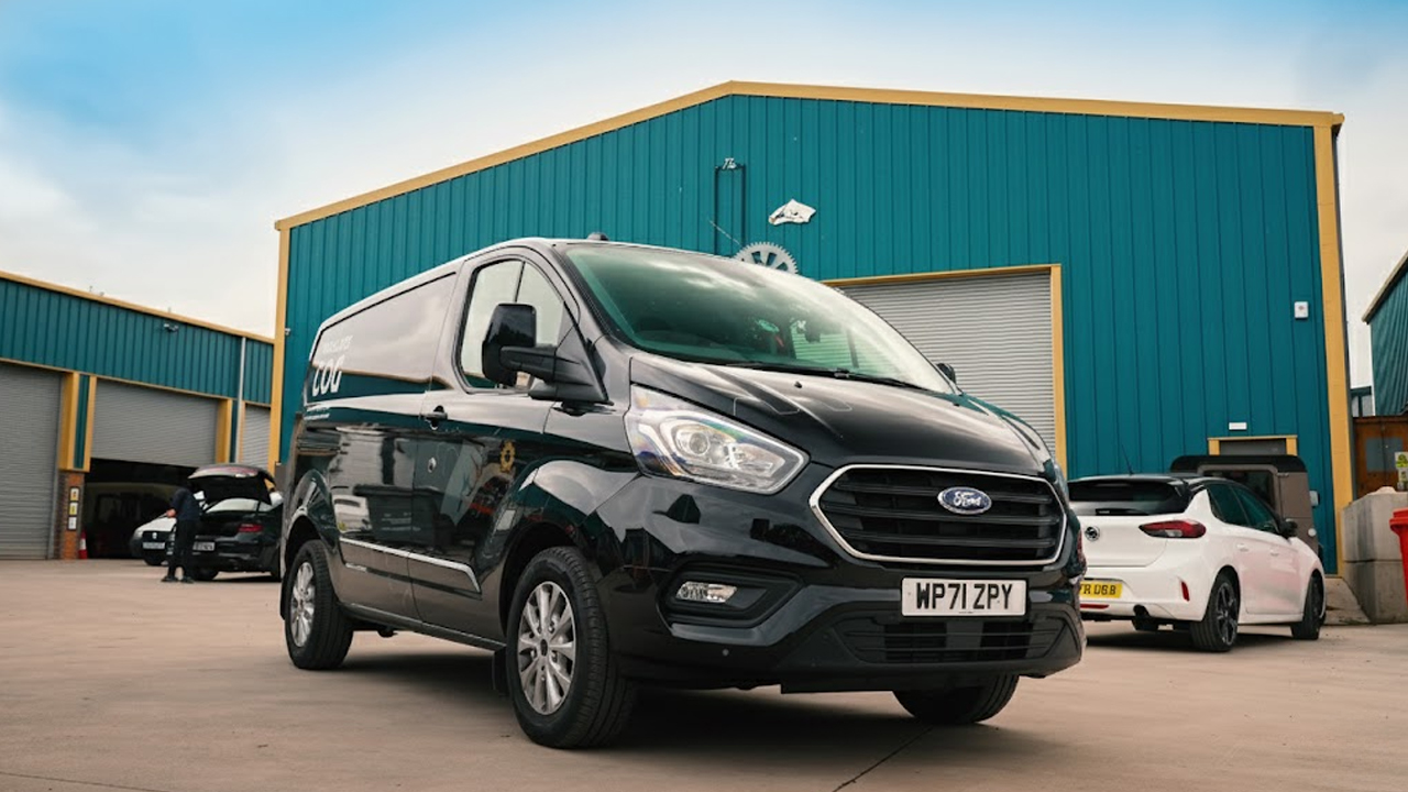 Richard Hammond’s new daily is a van?