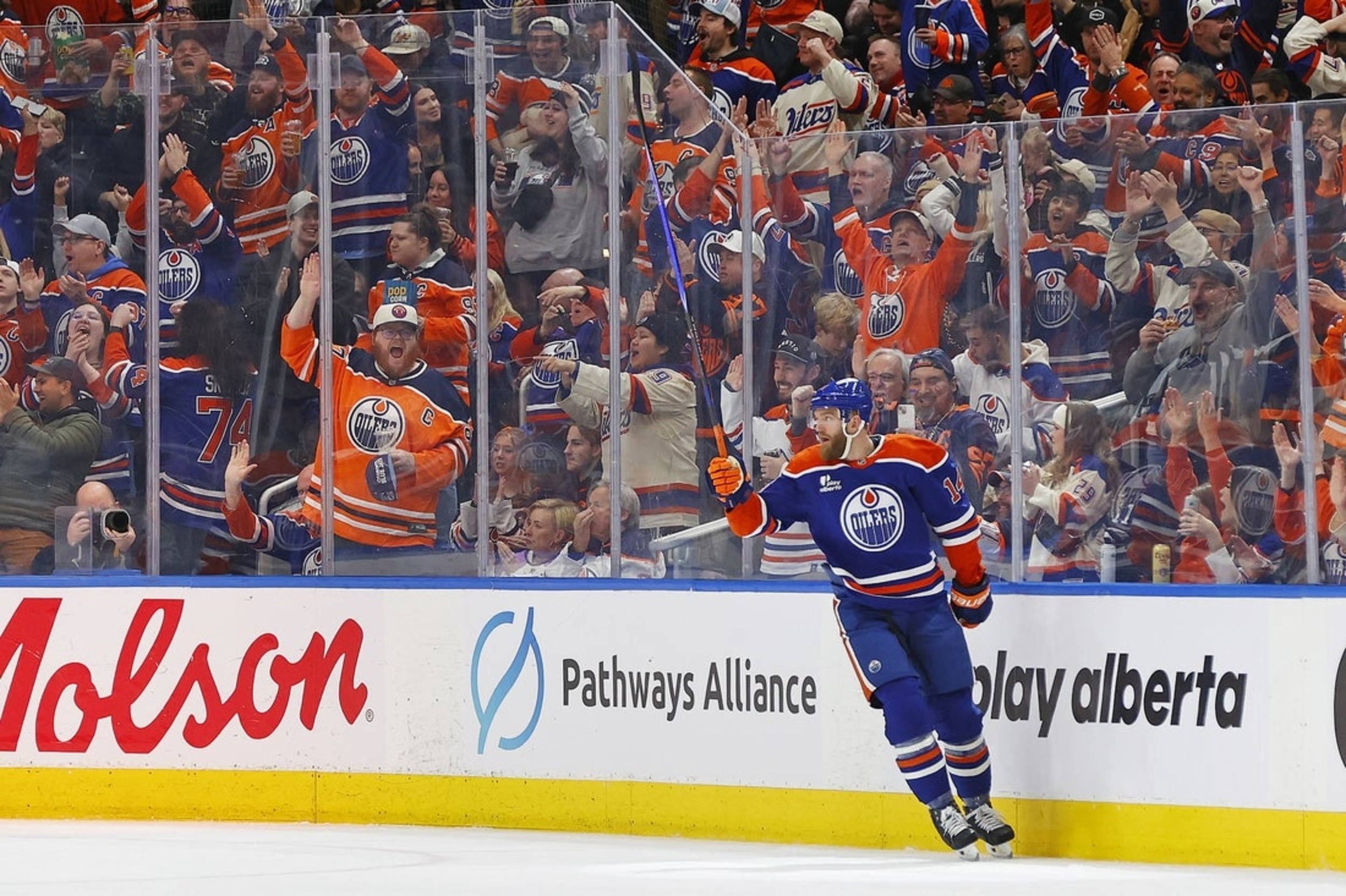 Mattias Ekholm's hat trick carries Oilers past Ducks